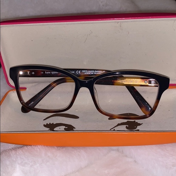 kate spade | Accessories | Kate Spade Sharla Frame | Poshmark